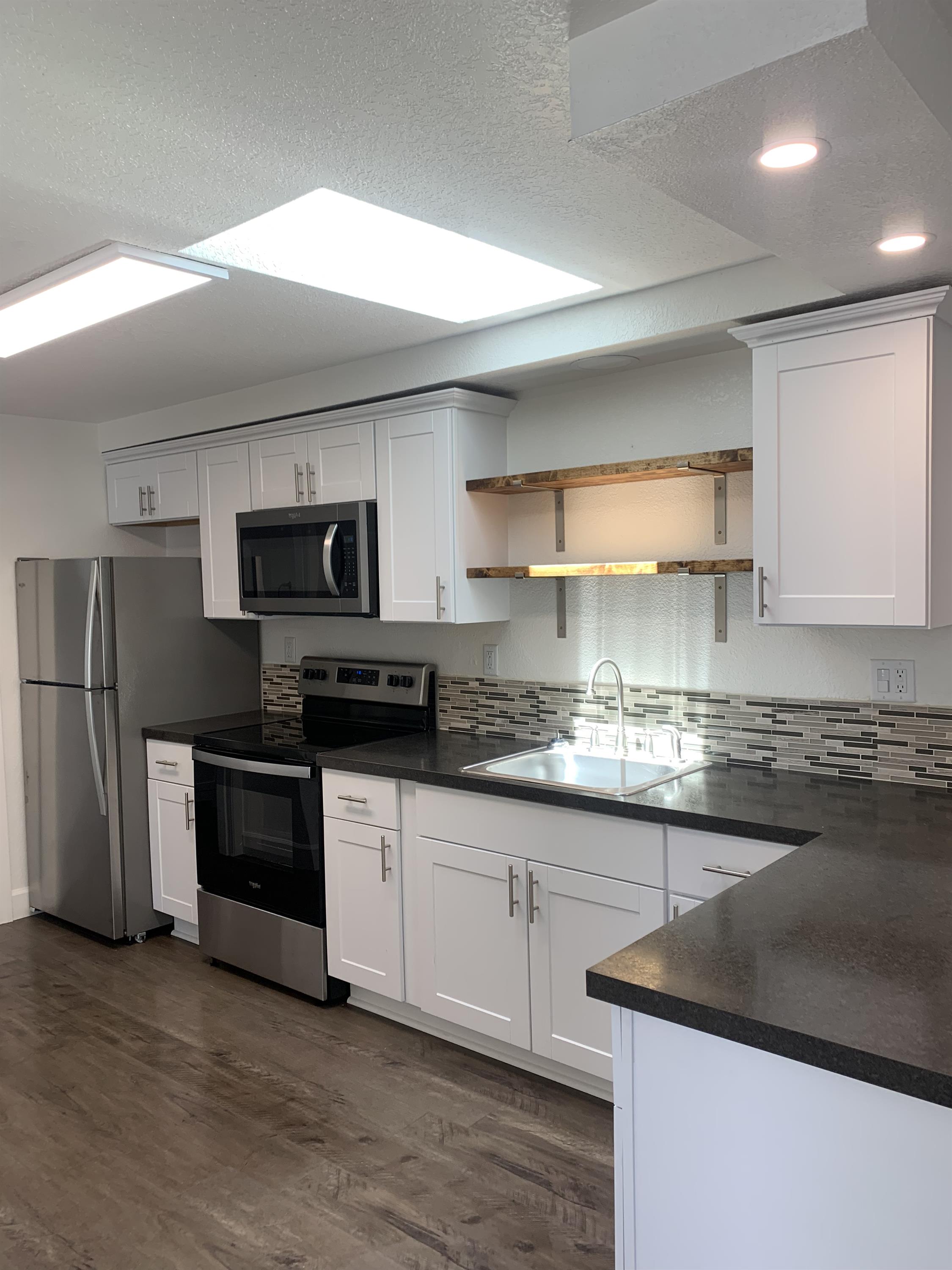 Home [redmondpropertyms.managebuilding.com]